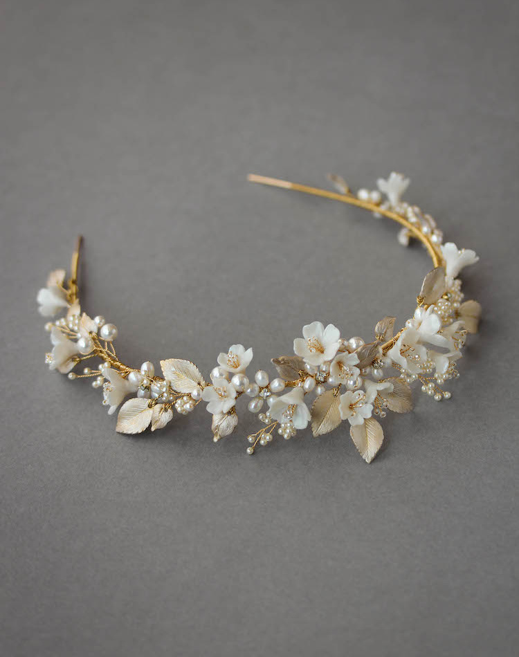 Perfectly Pale | A soft gold wedding crown for Daniela | Tania Maras