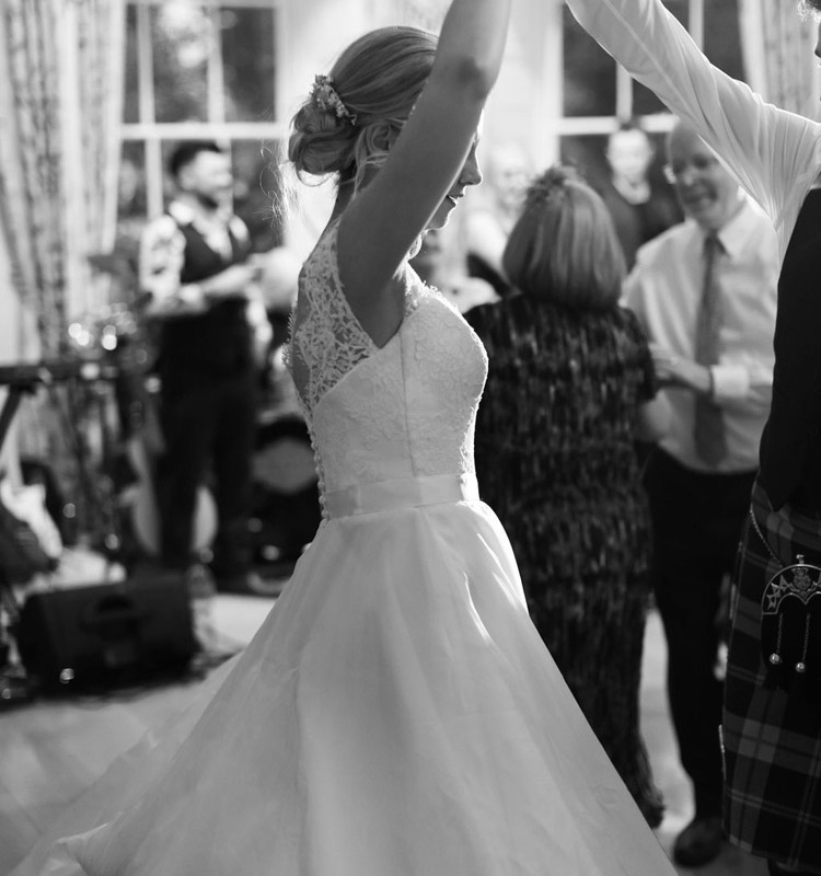 A Scottish Romance | Tania Maras