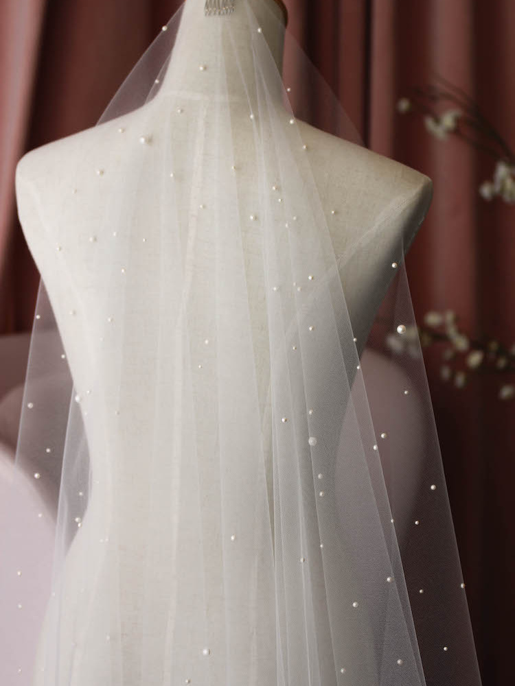 How to make a statement with an embellished wedding veil | Styling ...