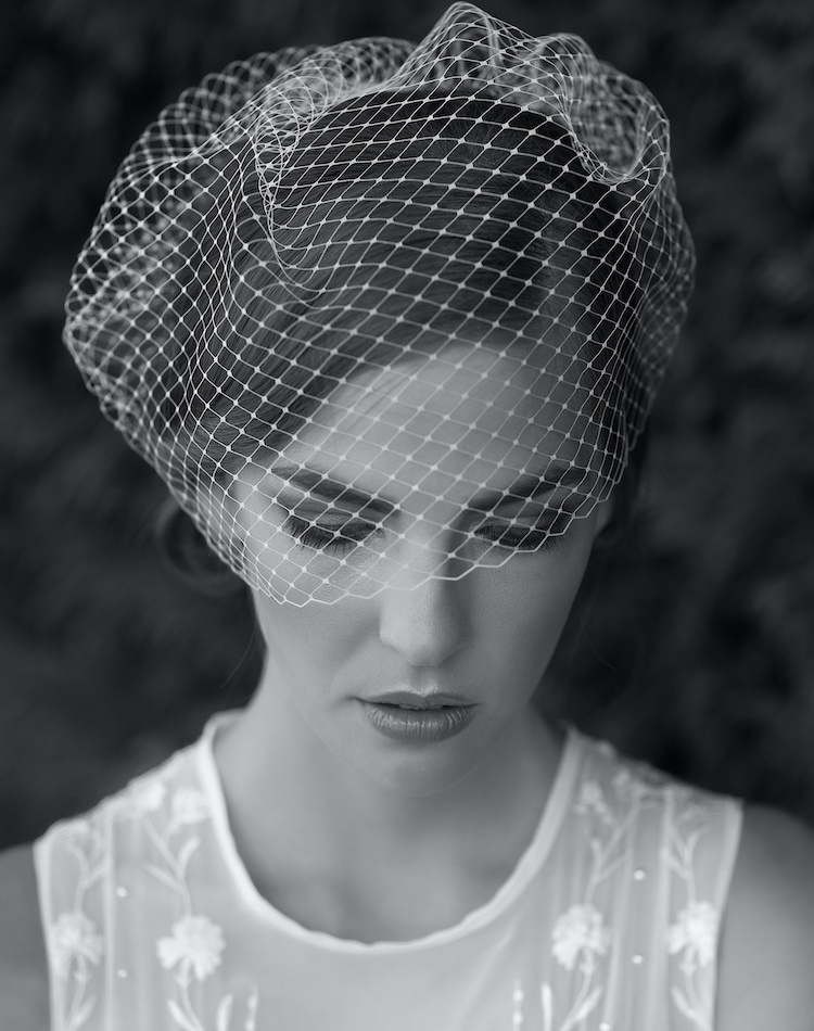 Our tips on how to choose a birdcage veil in 4 steps | Tania Maras