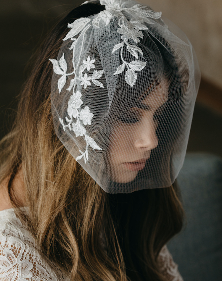 Our tips on how to choose a birdcage veil in 4 steps | Tania Maras
