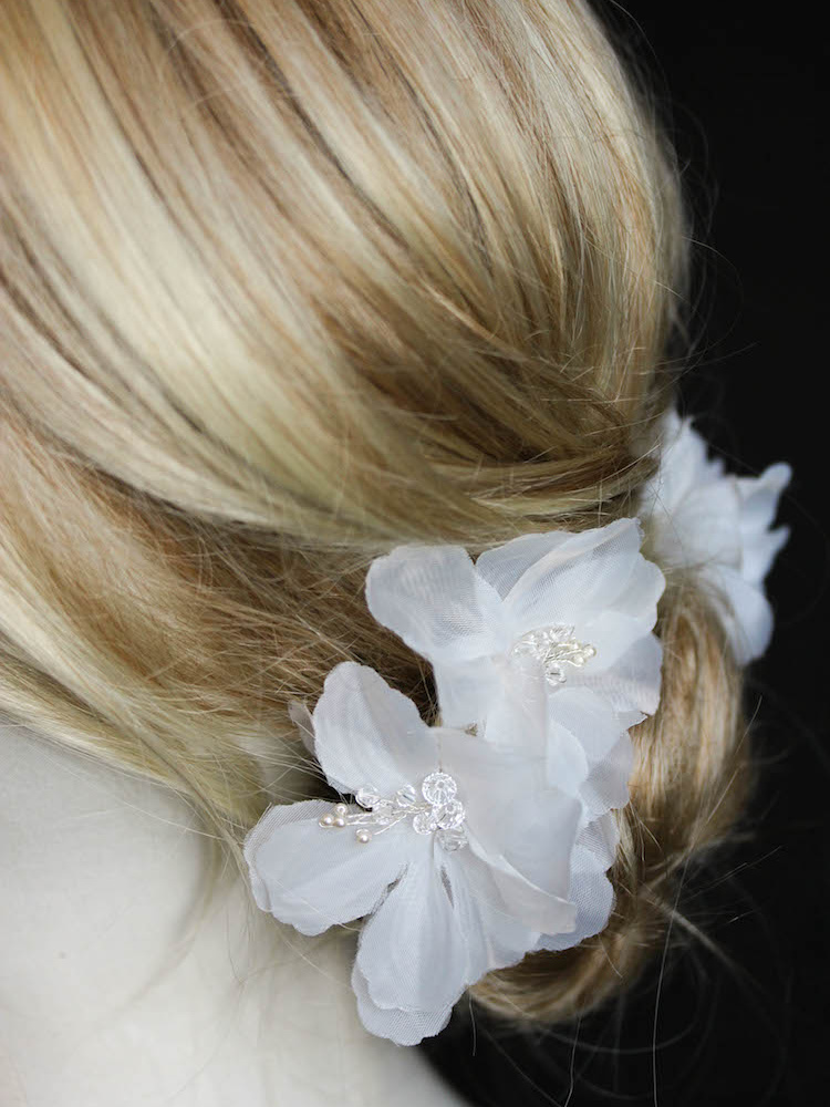 Spring-inspired wedding hair pieces for the romantic bride | Tania Maras