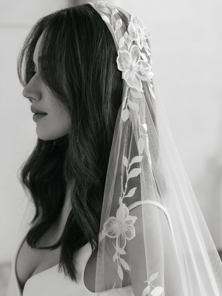 How to style a dramatic wedding veil | Tania Maras